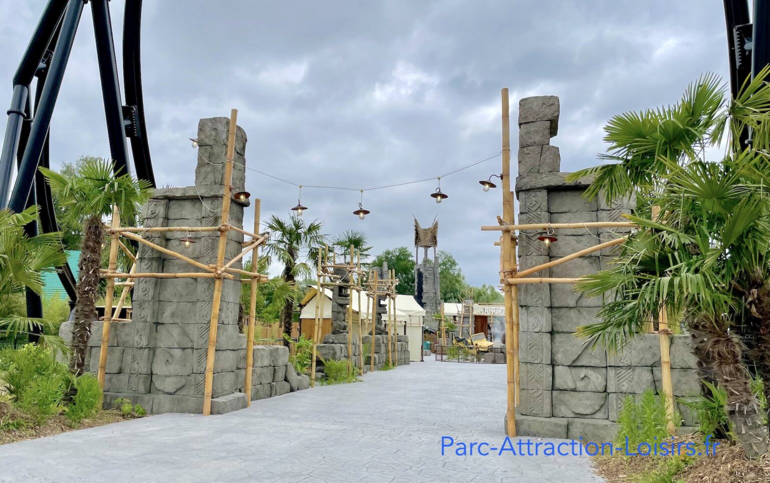 Mahuka : test du nouveau grand-huit de Walibi Rhone-Alpes (photos ...