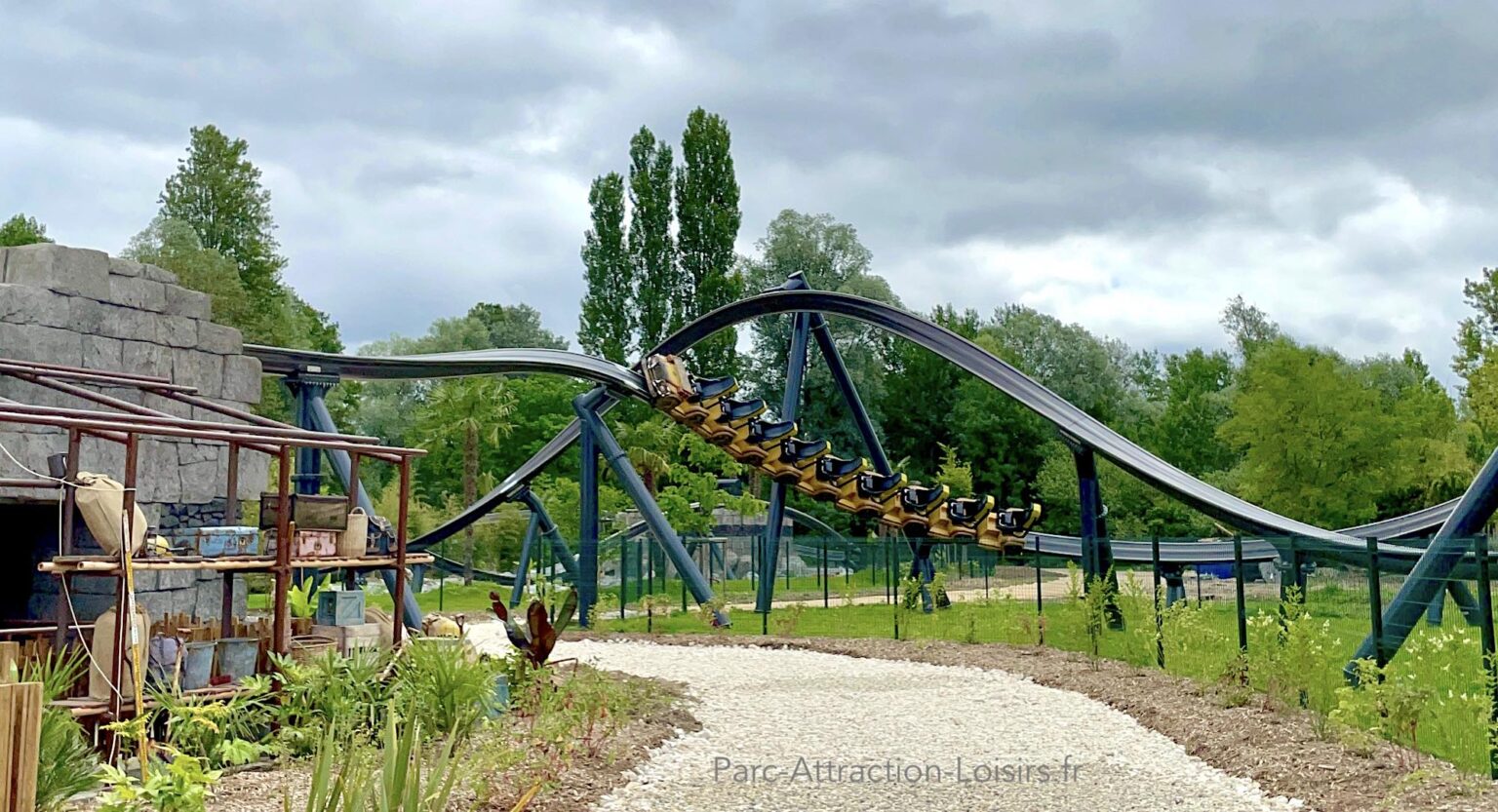 Mahuka : test du nouveau grand-huit de Walibi Rhone-Alpes (photos ...
